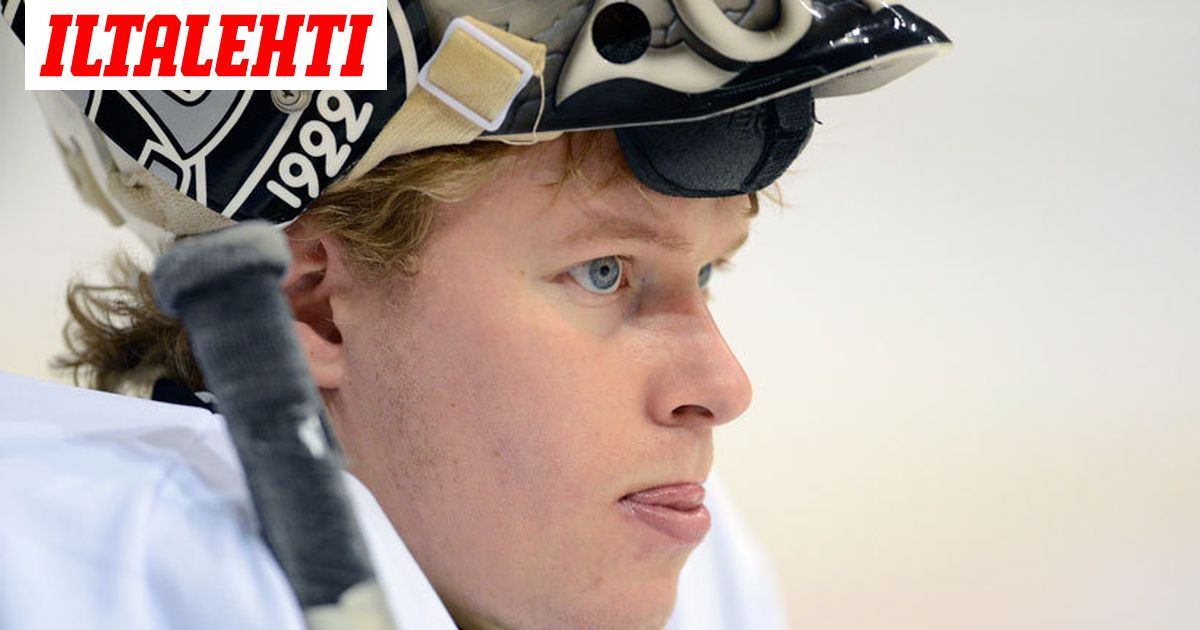 Suomalaisten huippukiekkoilijoiden hissi jäi jumiin - katso hauska kuva!