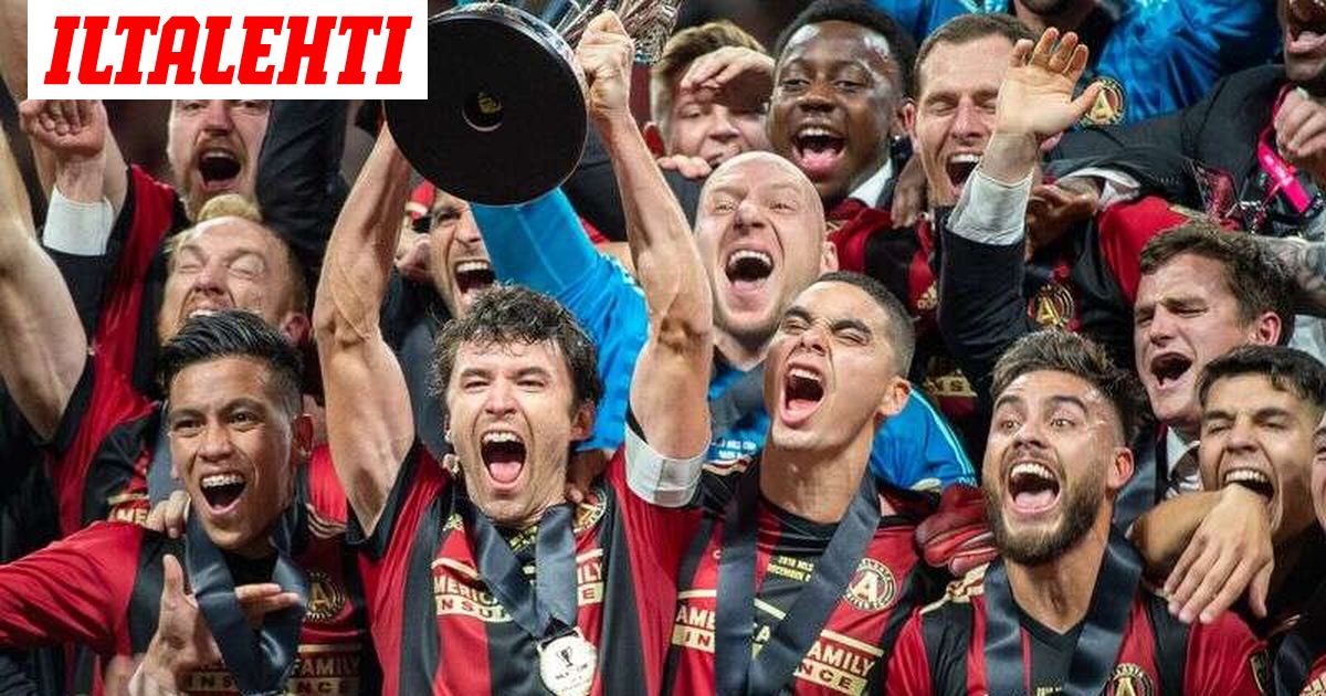 USA:n jalkapallomestarit juhlivat villisti - strippiklubilta leviää ...