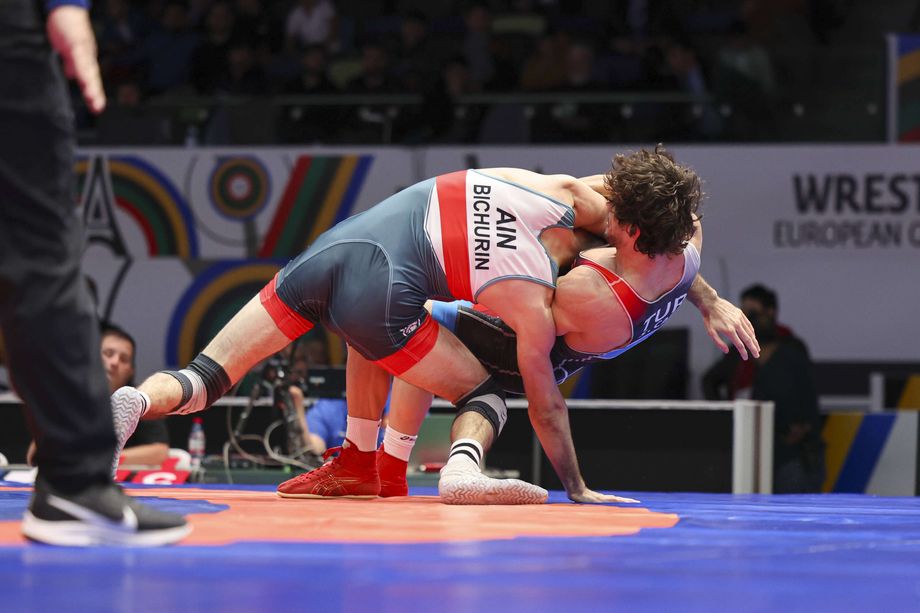 Venäläisillä uusi tunnus – Tämä lyhenne näkyy pian kaikkien tv:ssä