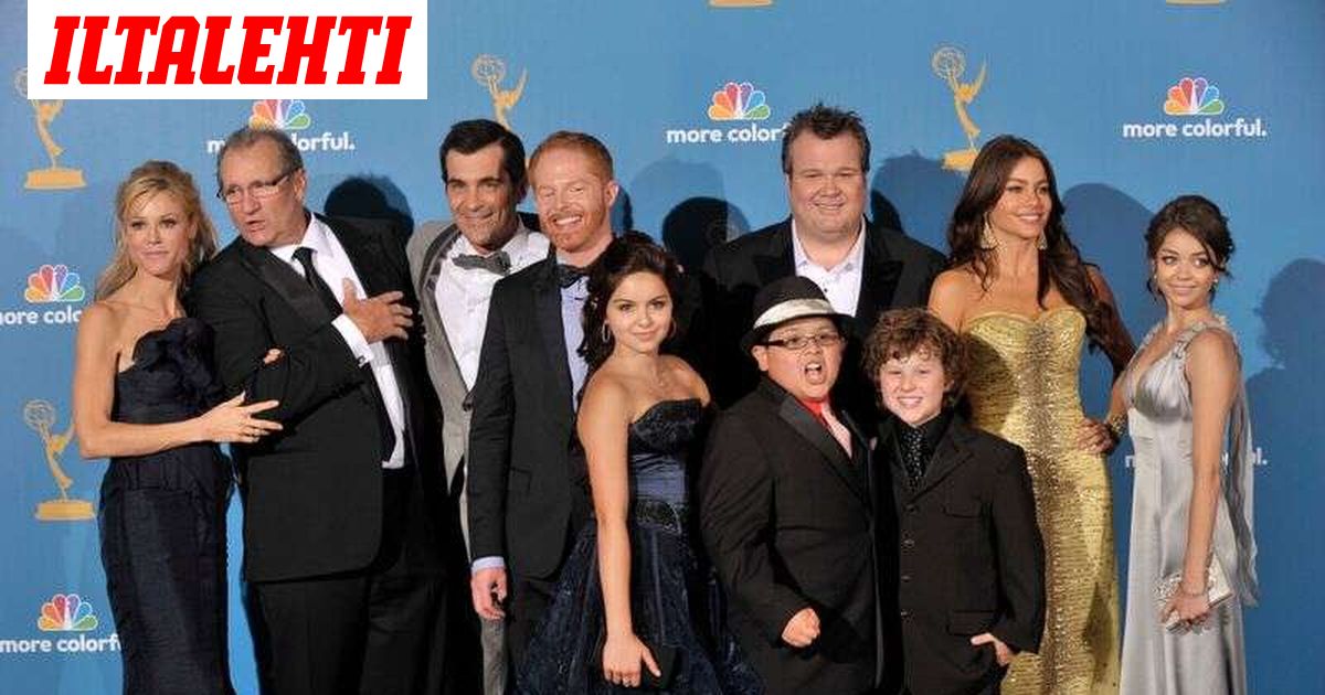 Näin Moderni perhe -hahmon kuolemaa kommentoitiin sosiaalisessa ...