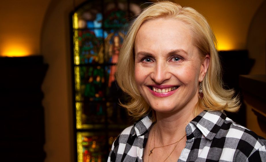 Näyttelijä Sara Paavolaisen uusi uravaltaus: Suntioksi!