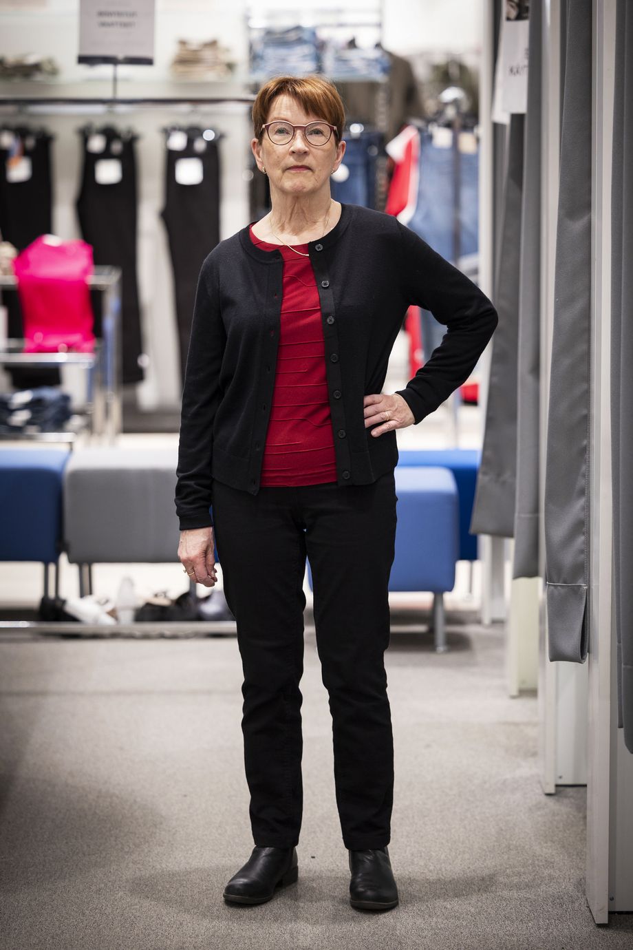 Maija-Liisa, 72, ei löydä vaatekaupoista itselleen mitään sopivaa ...