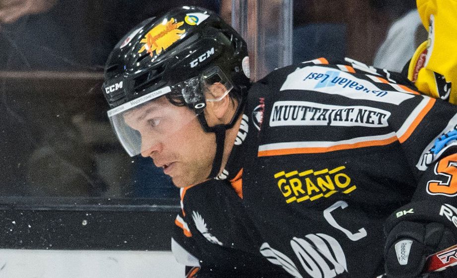 KooKoo-kippari Ari Vallin maalaili taas Twitterissä - "Mahkua nähdä ...