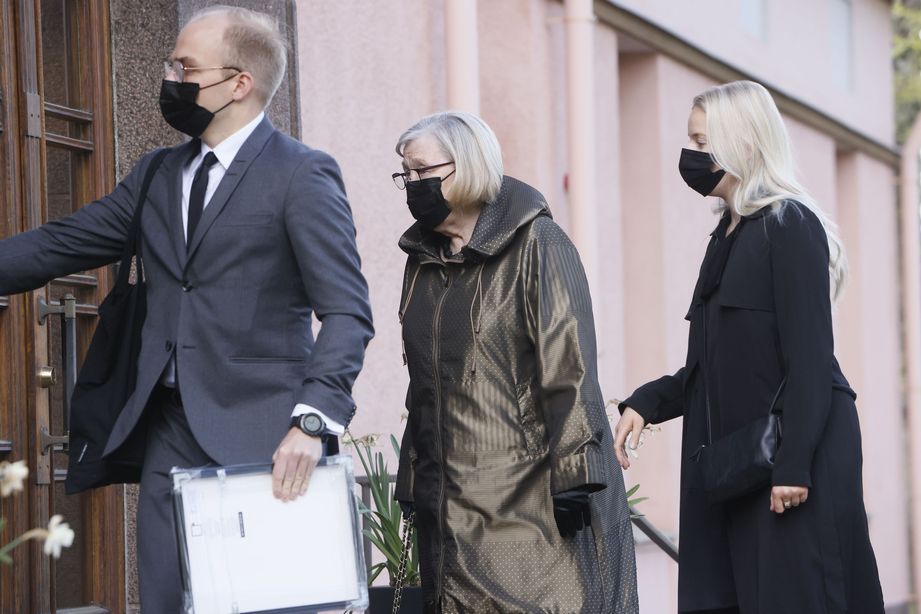 Matti ”Fredi” Siitonen siunataan haudan lepoon