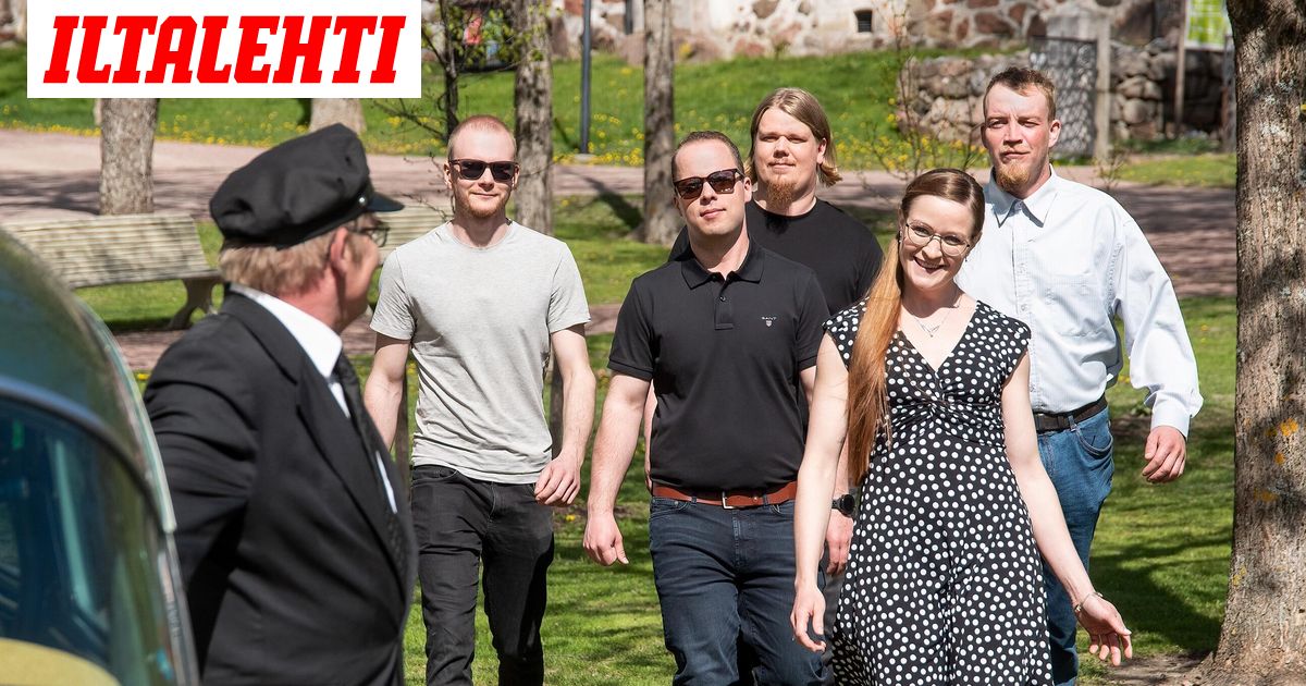 Sulhaskandidaatti tenttaa Maajussitar Anna-Reettaa erosta