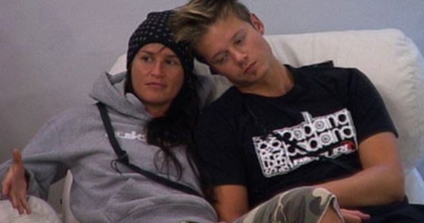 BB: Minna houkutteli Esa J:tä nukkumaan Paratiisiin