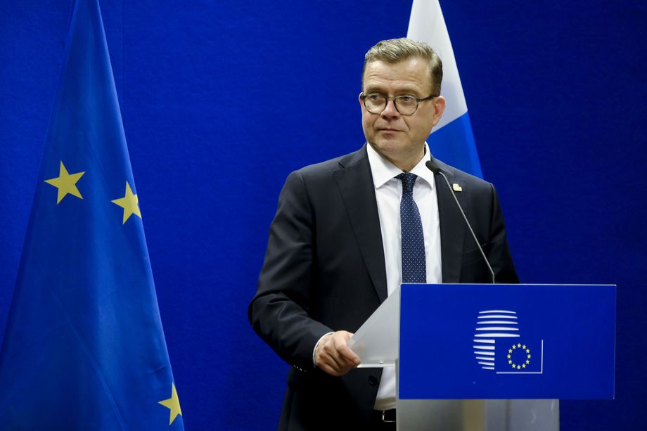 Kuvakooste: Petteri Orpo tapasi kollegoitaan Brysselissä