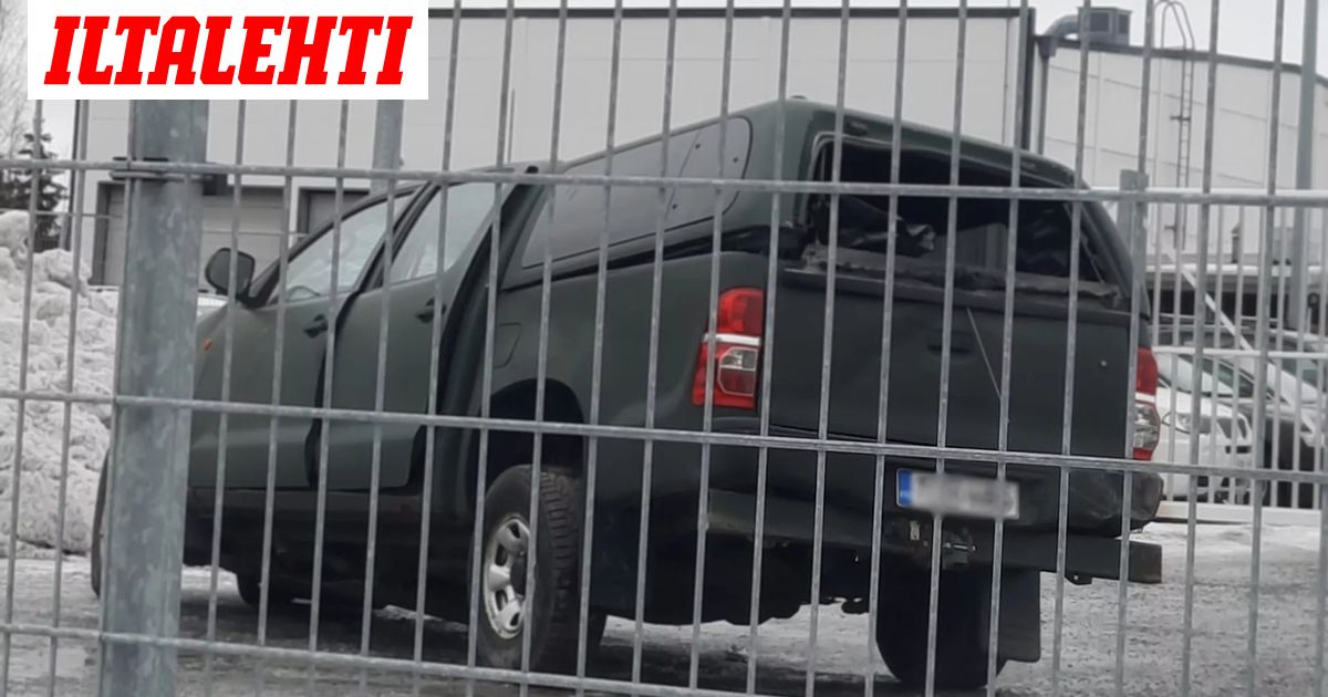Miten 20-vuotias rattijuoppo sai Puolustusvoimain auton haltuunsa? Esikunta kommentoi