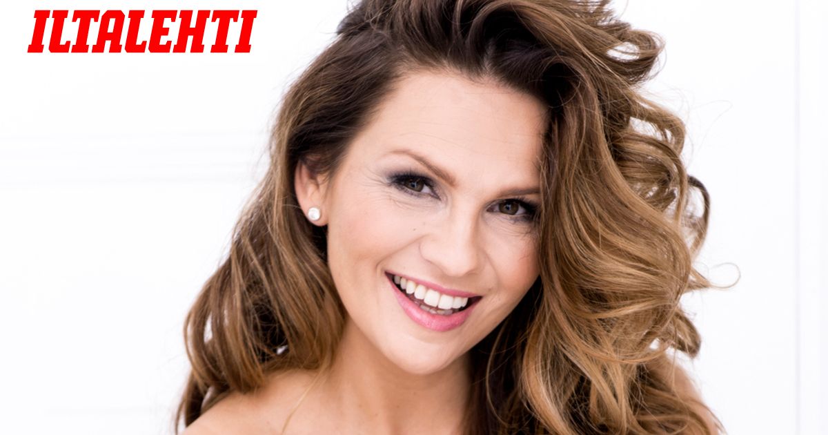 Janina Fry, 43, uima-asussa - mikä upea kaunotar!