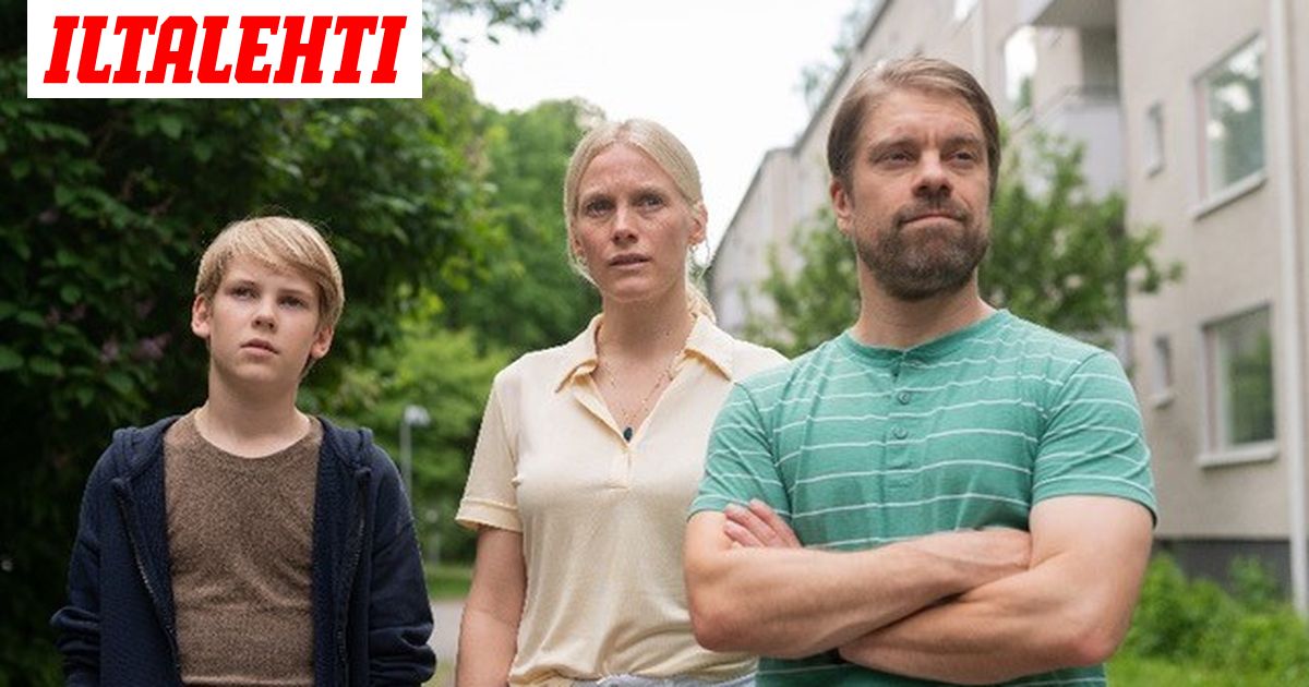 Uutuussarjassa helsinkiläisestä pihapiiristä katoaa pieni lapsi