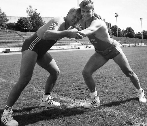 Jallu 50, Sir Alex 70