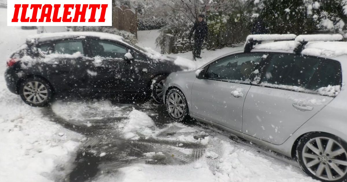 Video: Talvi yllätti Englannissa – autoilijat vaikeuksissa lumimyräkässä