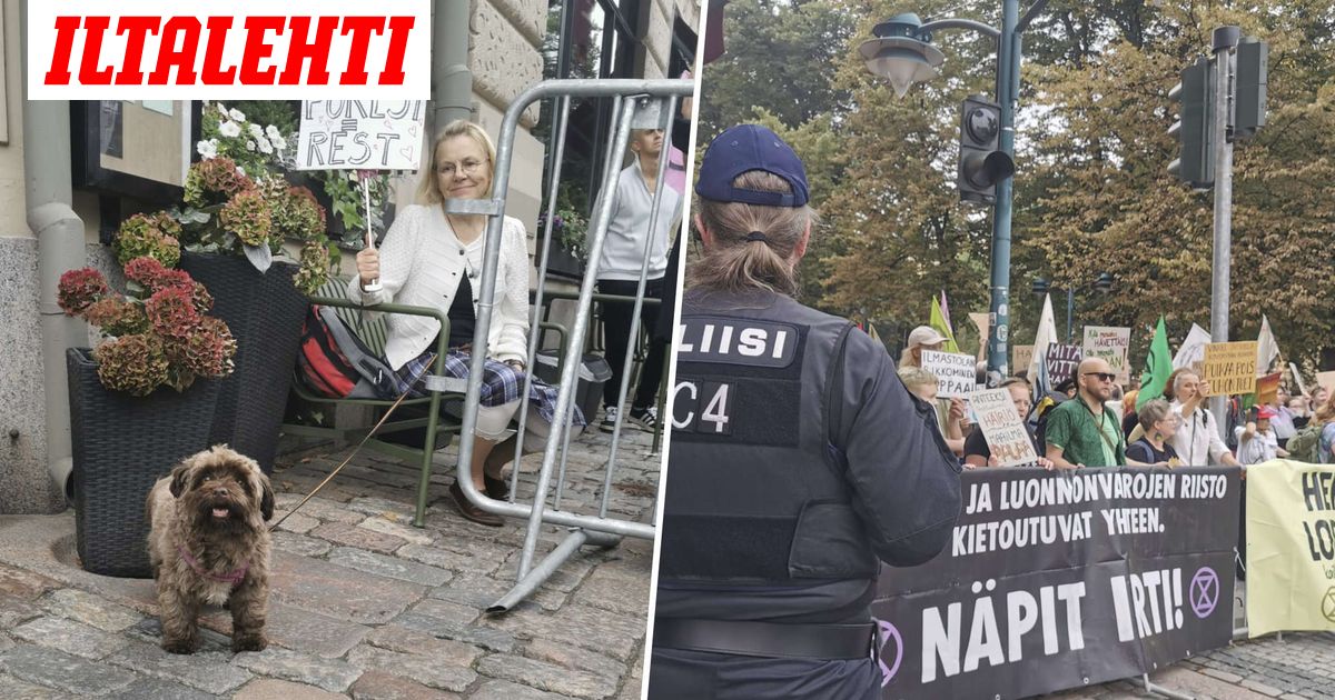 Wille Rydman poistui ministeriautoon buuausten saattelemana