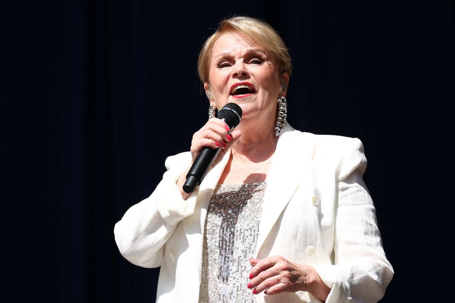 Katri Helenan uran viimeinen joulukonsertti