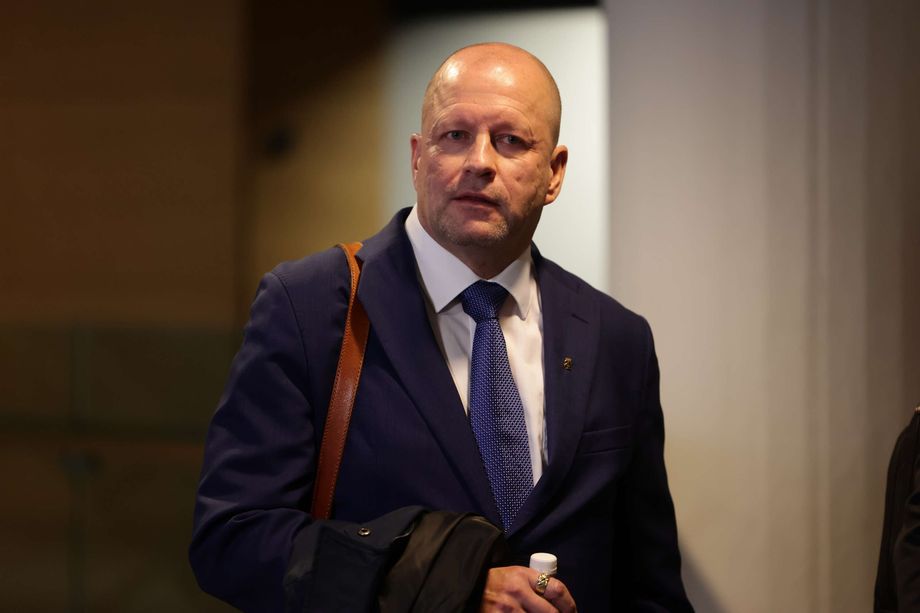 Vornanen avautuu: ”Tilaamaani poliisipartiota ei koskaan tullut”