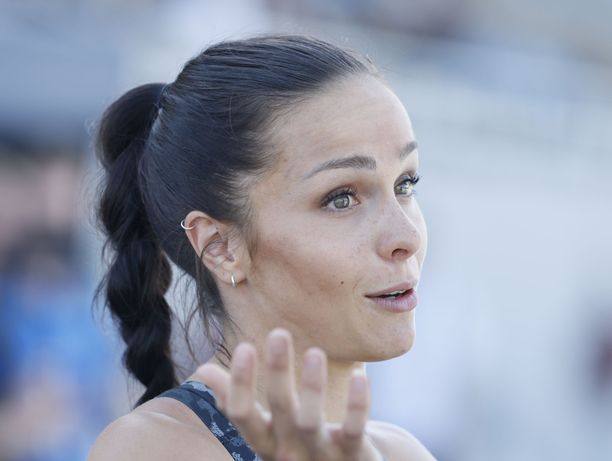 Maria Huntington julkaisi kuvan sairaalavuoteelta