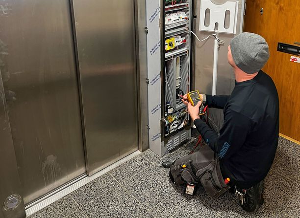 Kaupallinen yhteistyö Espoon Hissi: Hissin peruskorjausta ei kannata ...