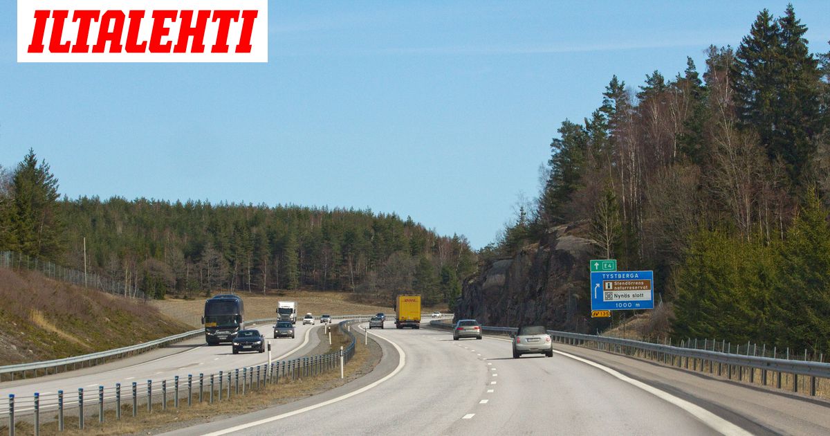 Suomalainen rekkakuski pelastui viime hetkellä - yhdistelmän peräpää ...