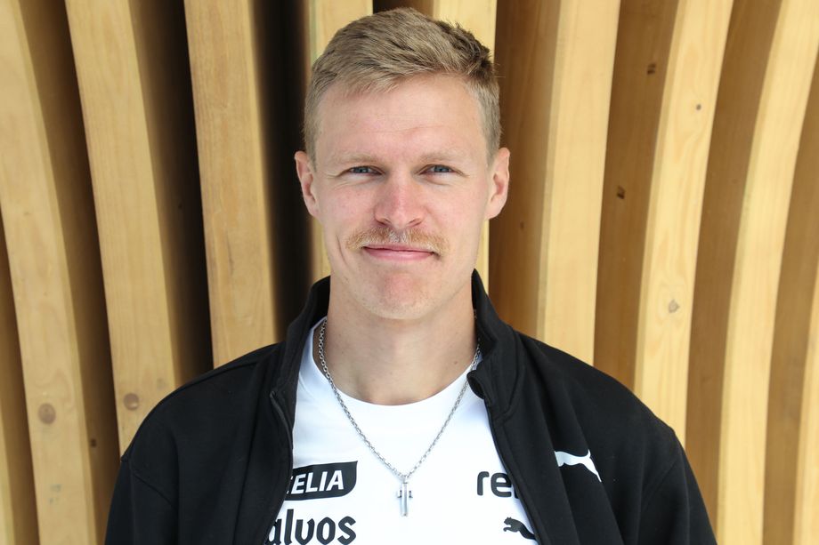 Topi Raitanen lähti etelään leirille – Taivaalta tulikin lunta: ”Kolme ...