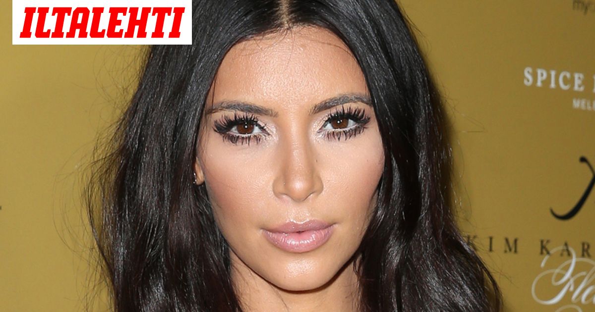 Kim Kardashian lateksimekossa: näyttää ihan barbielta