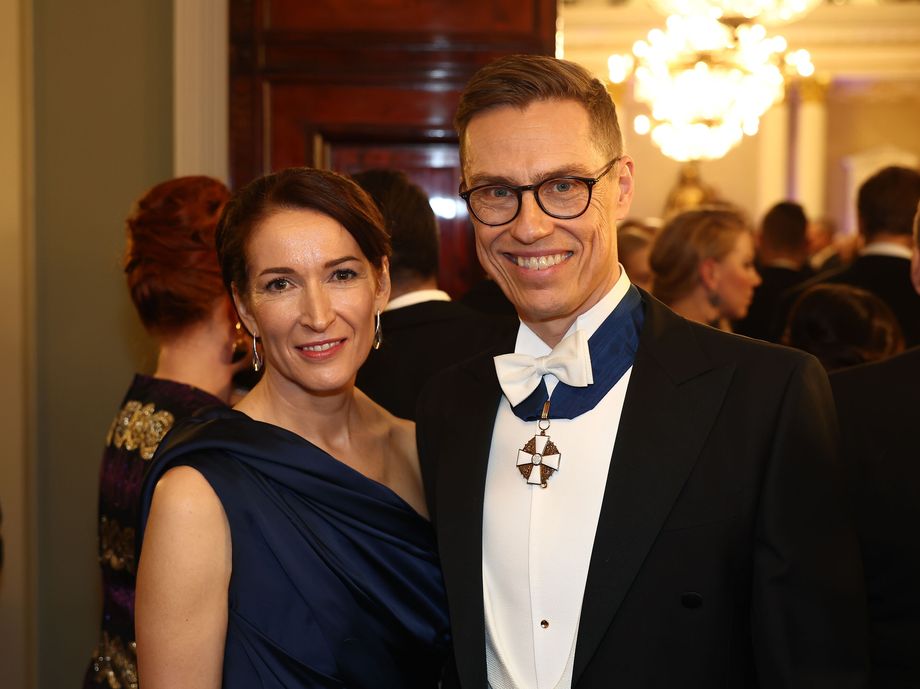 Alexander Stubbin vaimo kehui suomeksi suomen kieltä – Tältä se kuulosti