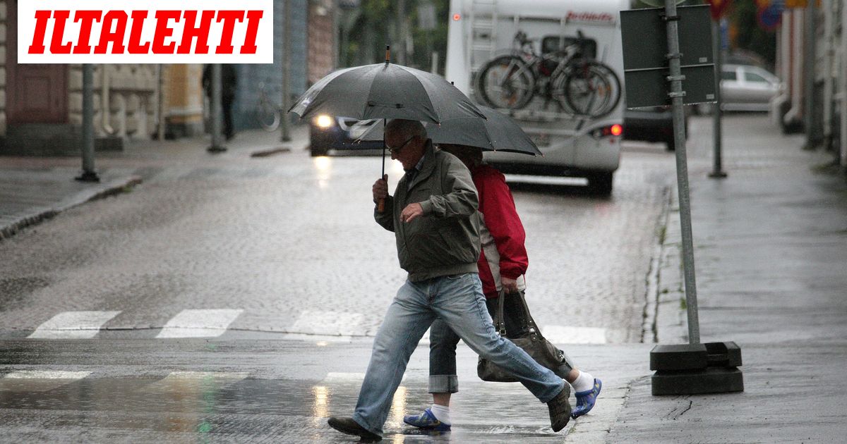 Sää: Rajuja sade- ja ukkoskuuroja länsirannikolla sunnuntaina