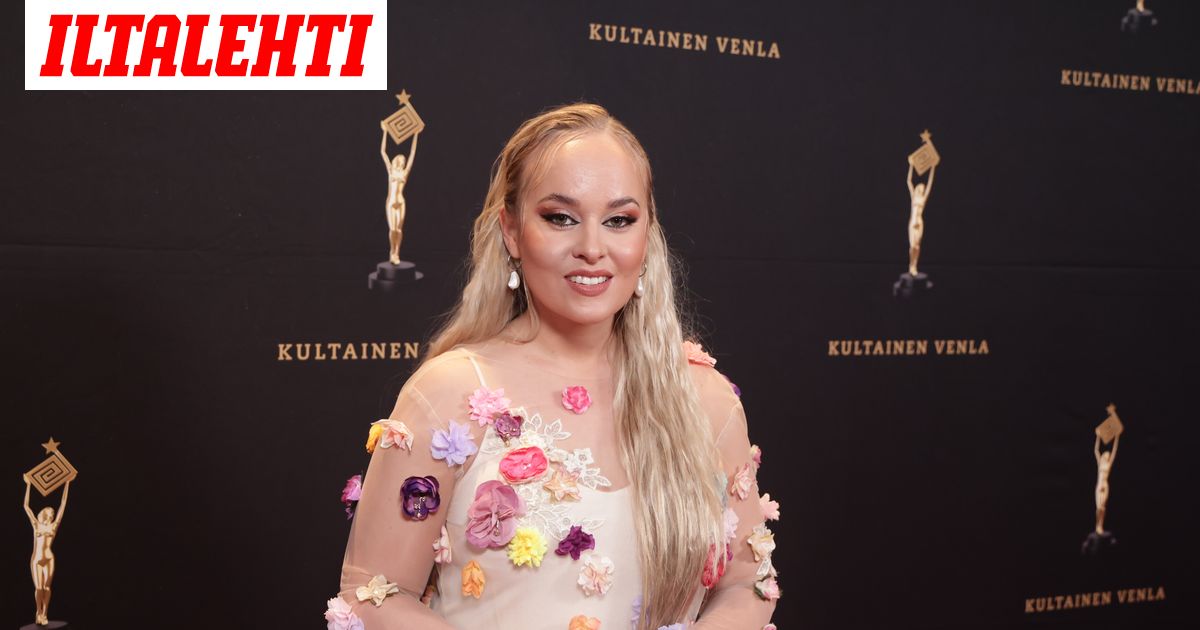 Miisa Grekov yllätti asullaan Venla-gaalassa: "Moderni metsänhenki"
