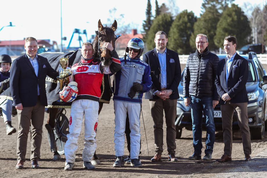 Suomeen tuotiin viime kesänä hevonen, joka on nyt yllättänyt kaikki ...