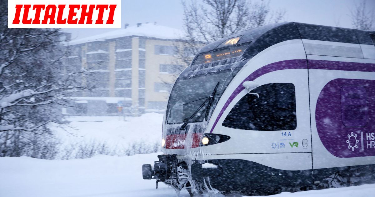 VR: Sähköratavaurio seisautti junat