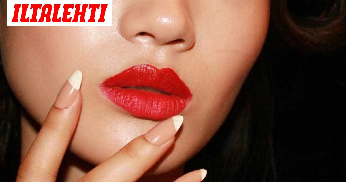 Ranskalainen manikyyri uusiksi - kopioi helppo runway-idea