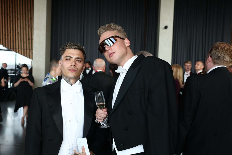 Kaksi tunnettua räppäriä saapui valtiovierailun juhlaillalliselle