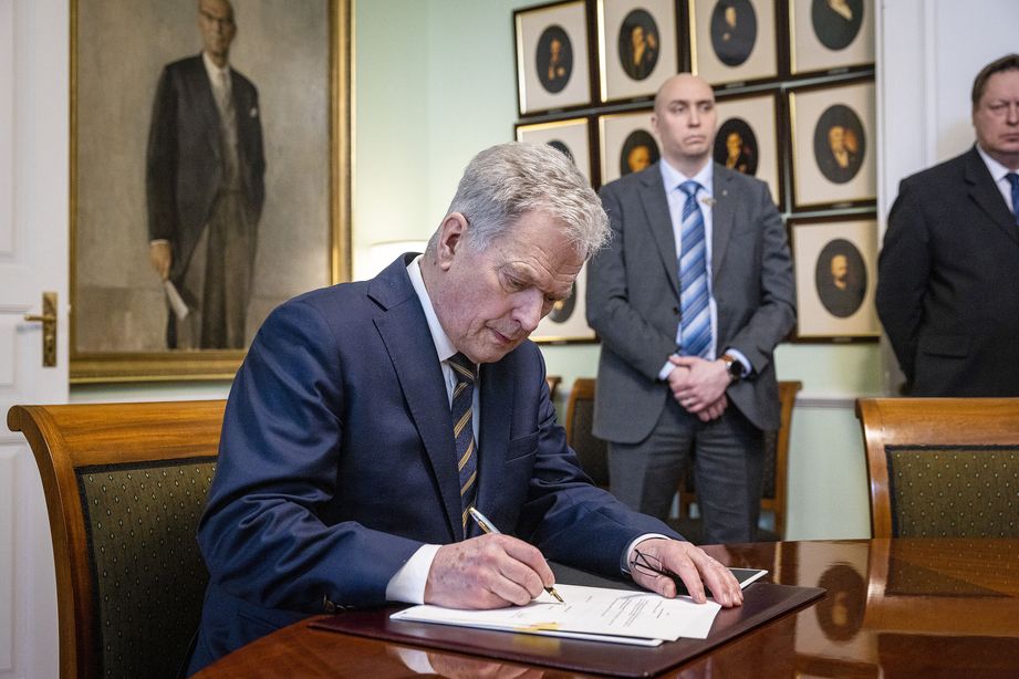 Hyvää syntymäpäivää Sauli Niinistö! Katso kuvat Niinistön uran varrelta