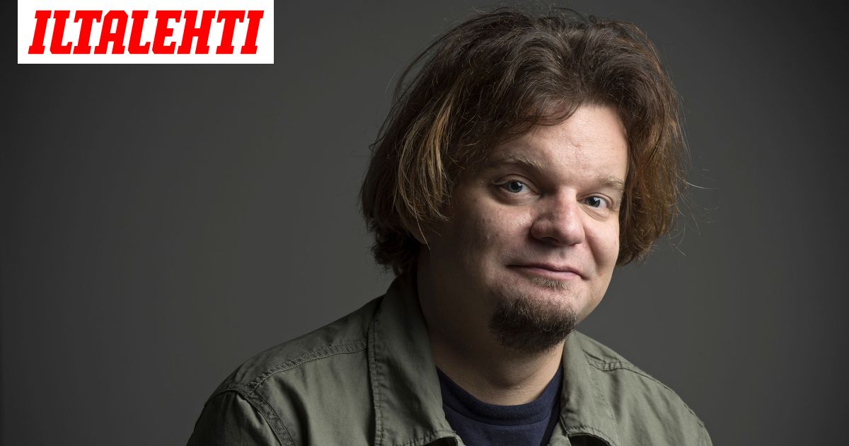 Koomikko Ismo Leikola palaa Los Angelesista takaisin Suomeen