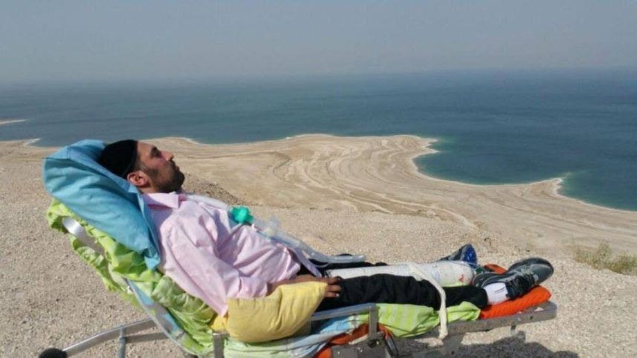 Vapaaehtoiset toteuttivat halvaantuneen miehen yksinkertaisen unelman ...