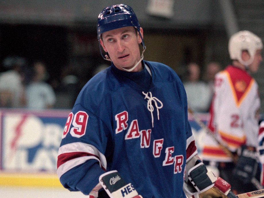 Miko Kailiala paljastaa: Wayne Gretzky omistaa suomalaisen salibandymailan