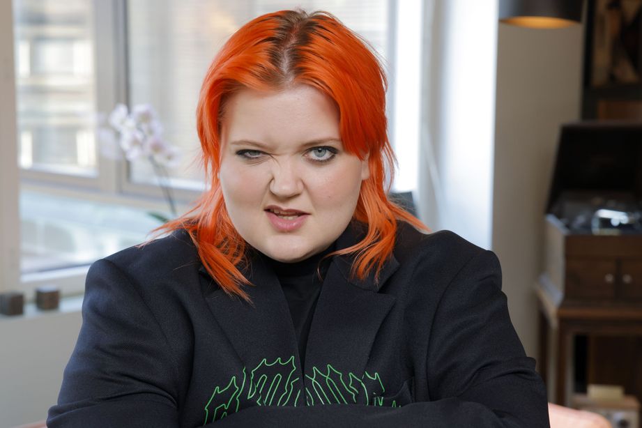 Yllättävä taho hehkuttaa Almaa: ”Yksi parhaista poptähdistä”