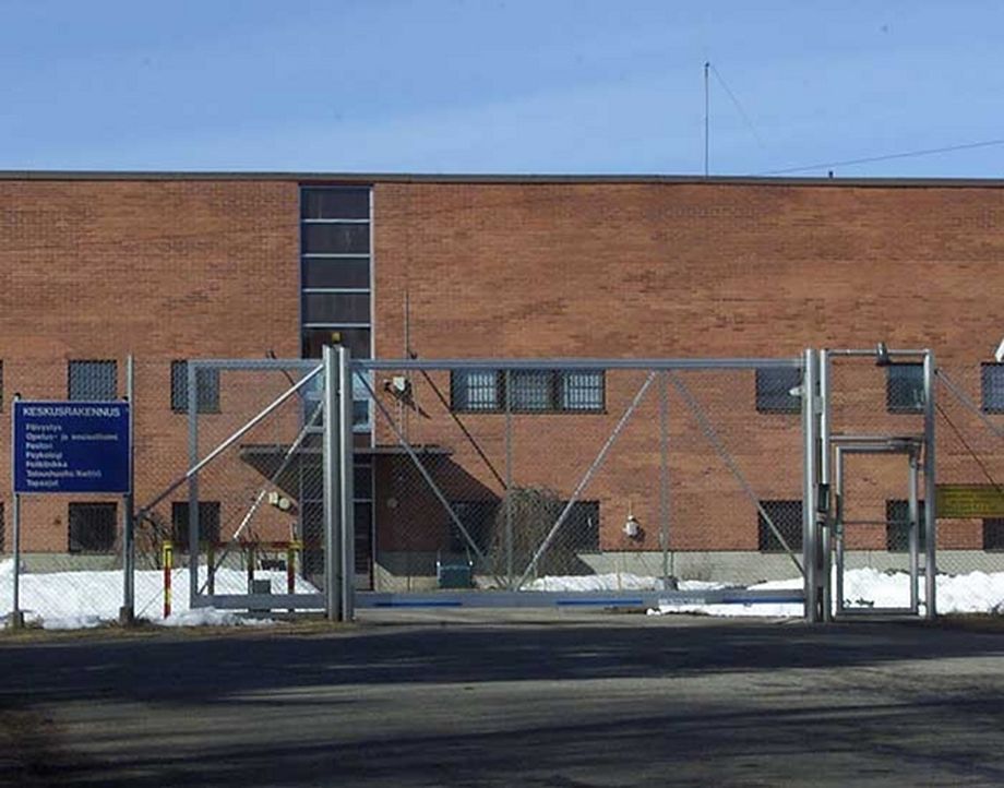 Pelson vankilan jatkolle hienovaraista tukea