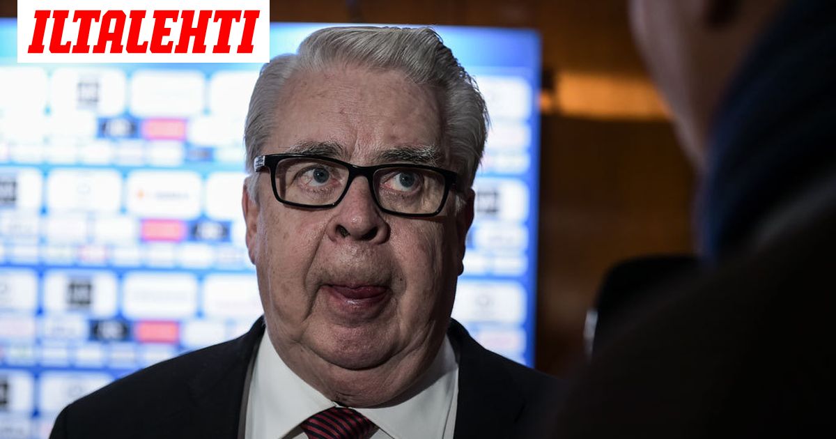 Kale Kummola lupasi leijonapelaajille bonuksen - "Ei ne kummoisia ...