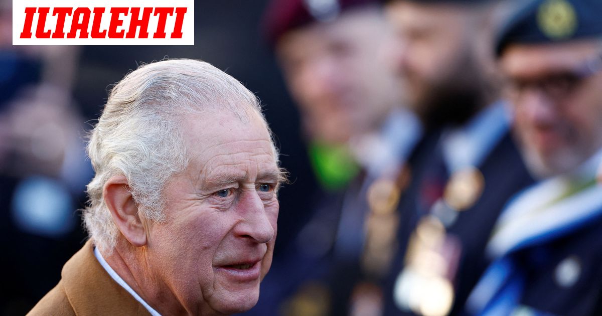 Kuningas Charlesia heitettiin taas kananmunalla