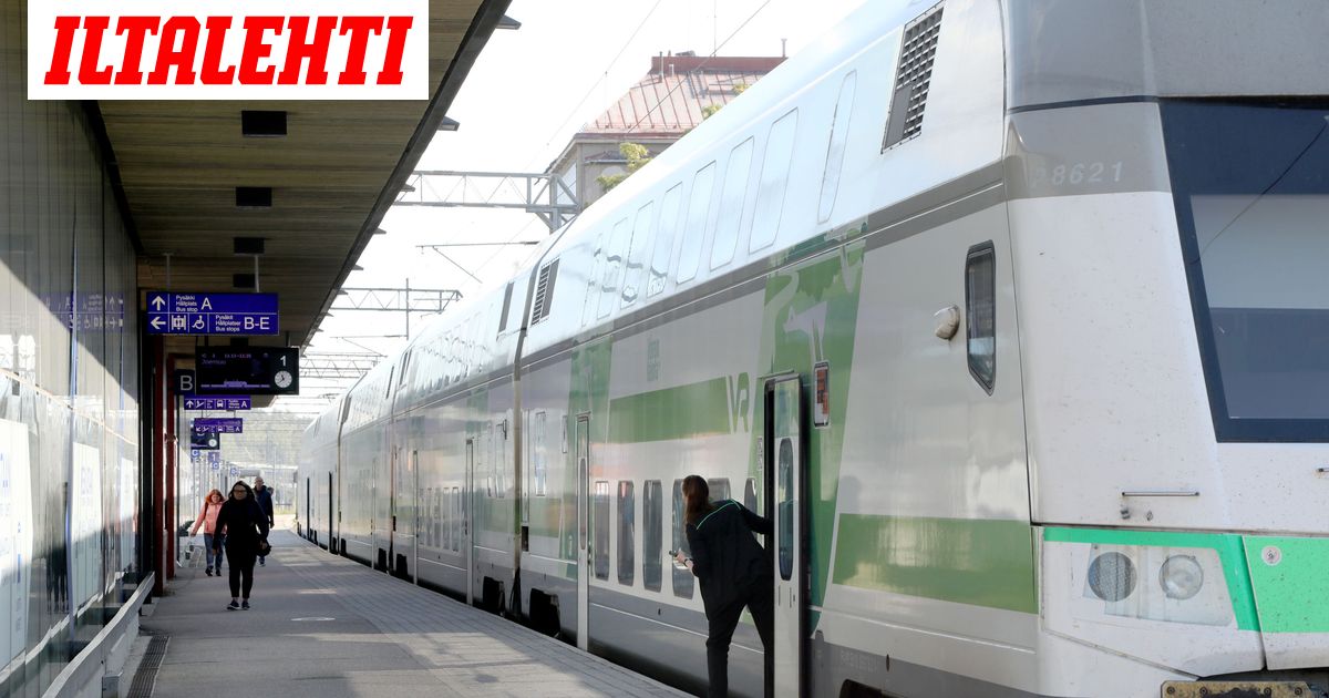 Kausala: Nuoret heittivät kiviä 200 km/h kulkevaan junaan