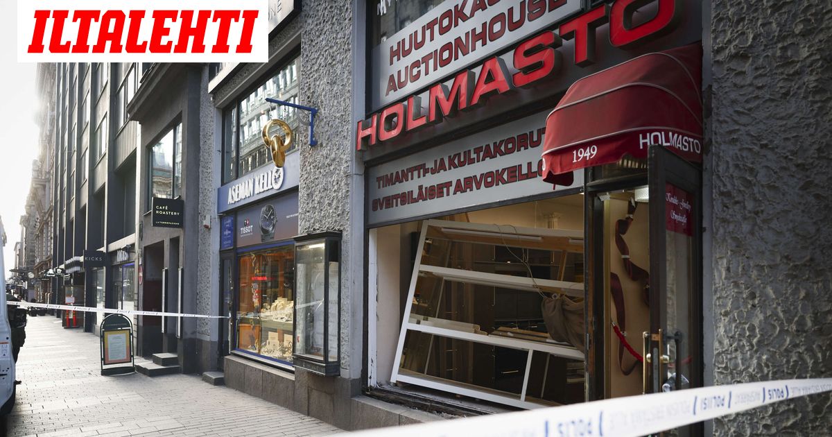 Aleksanterinkadun koruliikemurto: Ulkomaalaiskolmikko saapui Suomeen ...