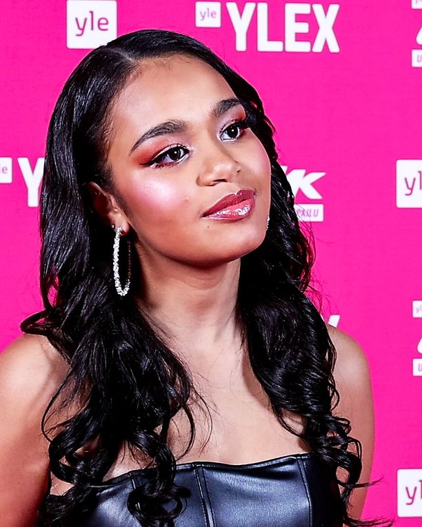 Ensimmäinen UMK-kappale julki: Keira säväyttää bilebiisillään