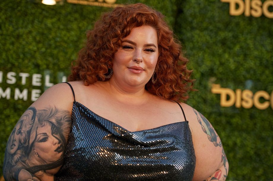 Plus-malli Tess Holliday täräytti suorat sanat arvostelijalle