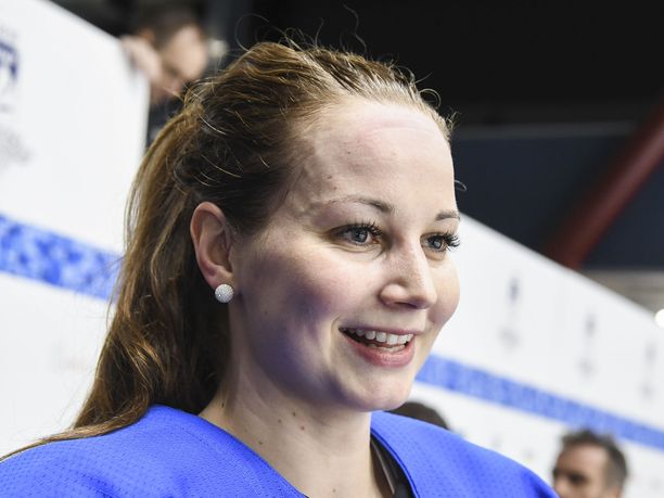Susanna Tapanin häämatkakohu, näin asiaa perusteltiin