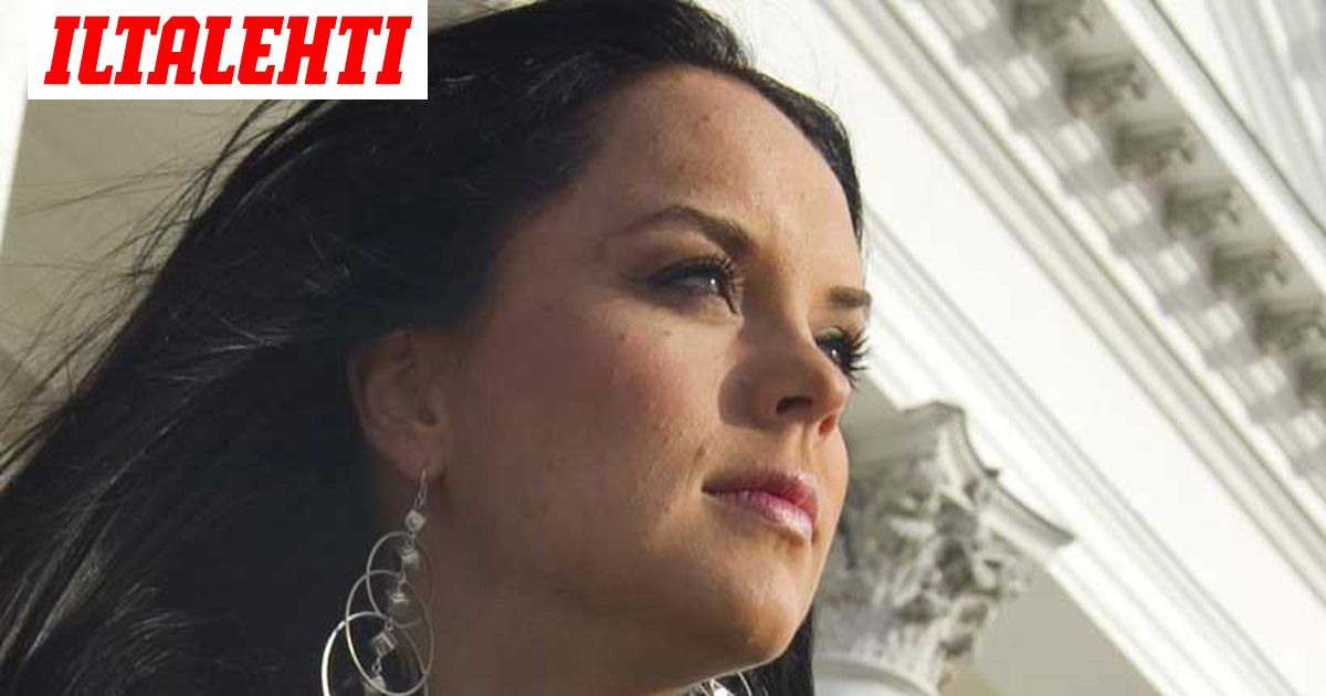 Kirsi Ranto aavisti Whitneyn kuoleman