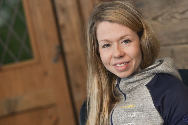 Laura Mononen syytti edelleen itseään naisten viestifarssista