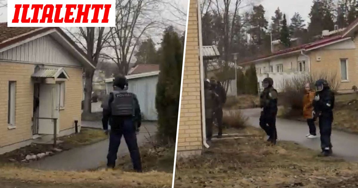 Raskaasti varustautuneita poliiseja Espoossa