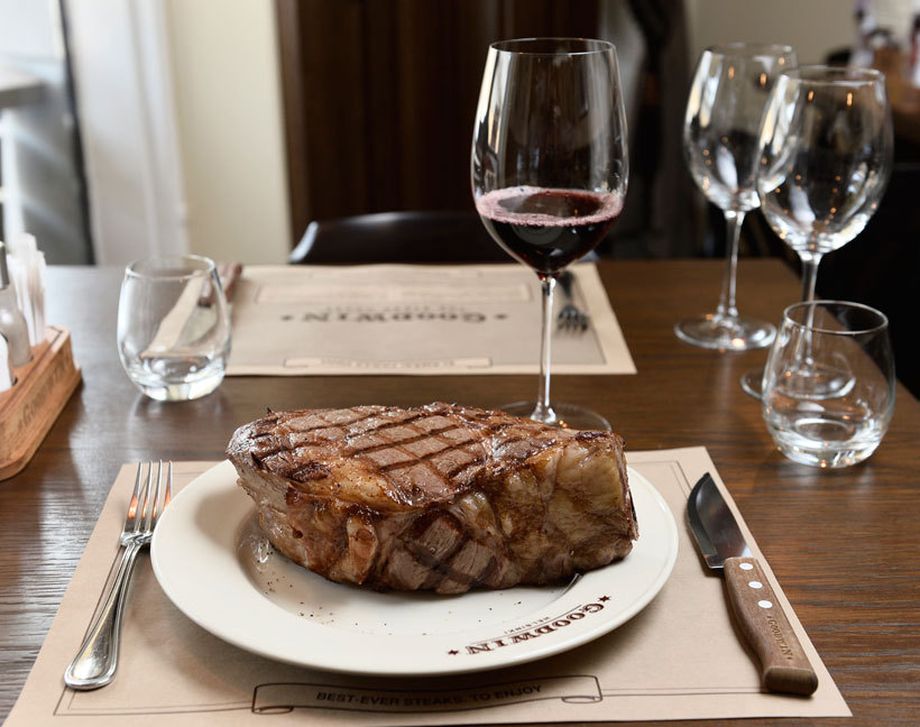 Tässä on Suomen suurin pihvi