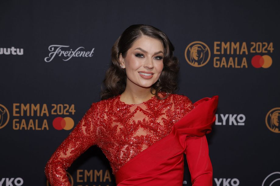 Behmin haastattelu lähti väärään suuntaan – Alma otti ohjat käsiinsä