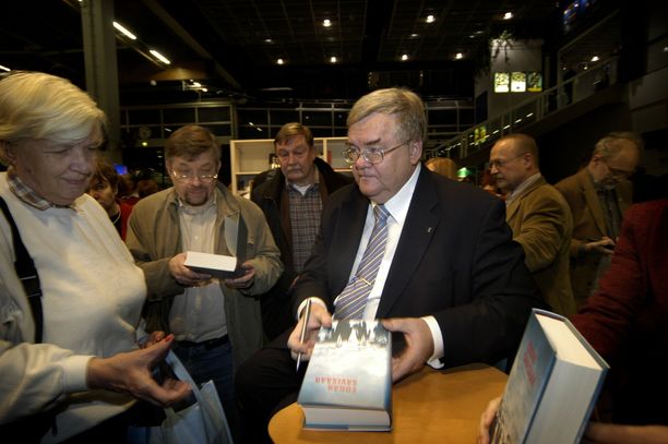 Edgar Savisaar on kuollut